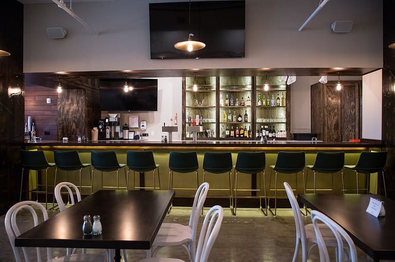Banksia - Romantic Spots Kansas City